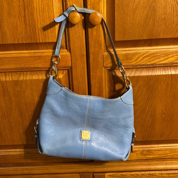 Dooney & Bourke | Bags | Dooney And Bourke Shoulder Sac Slightly ...